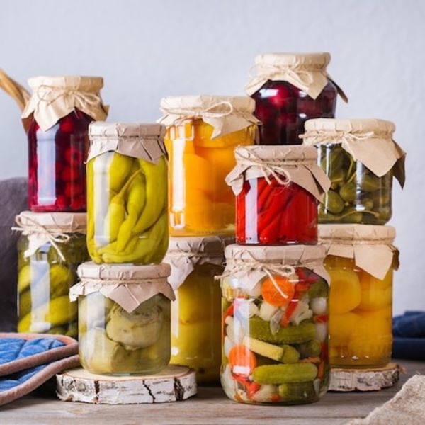 Aici gasiti borcane si sticle, la cele mai accesibile preturi, care pot ...